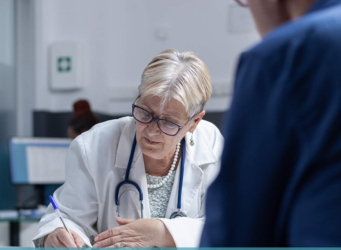 Uno de cada tres reumatólogos trabajan en el ámbito privado - Inforeuma